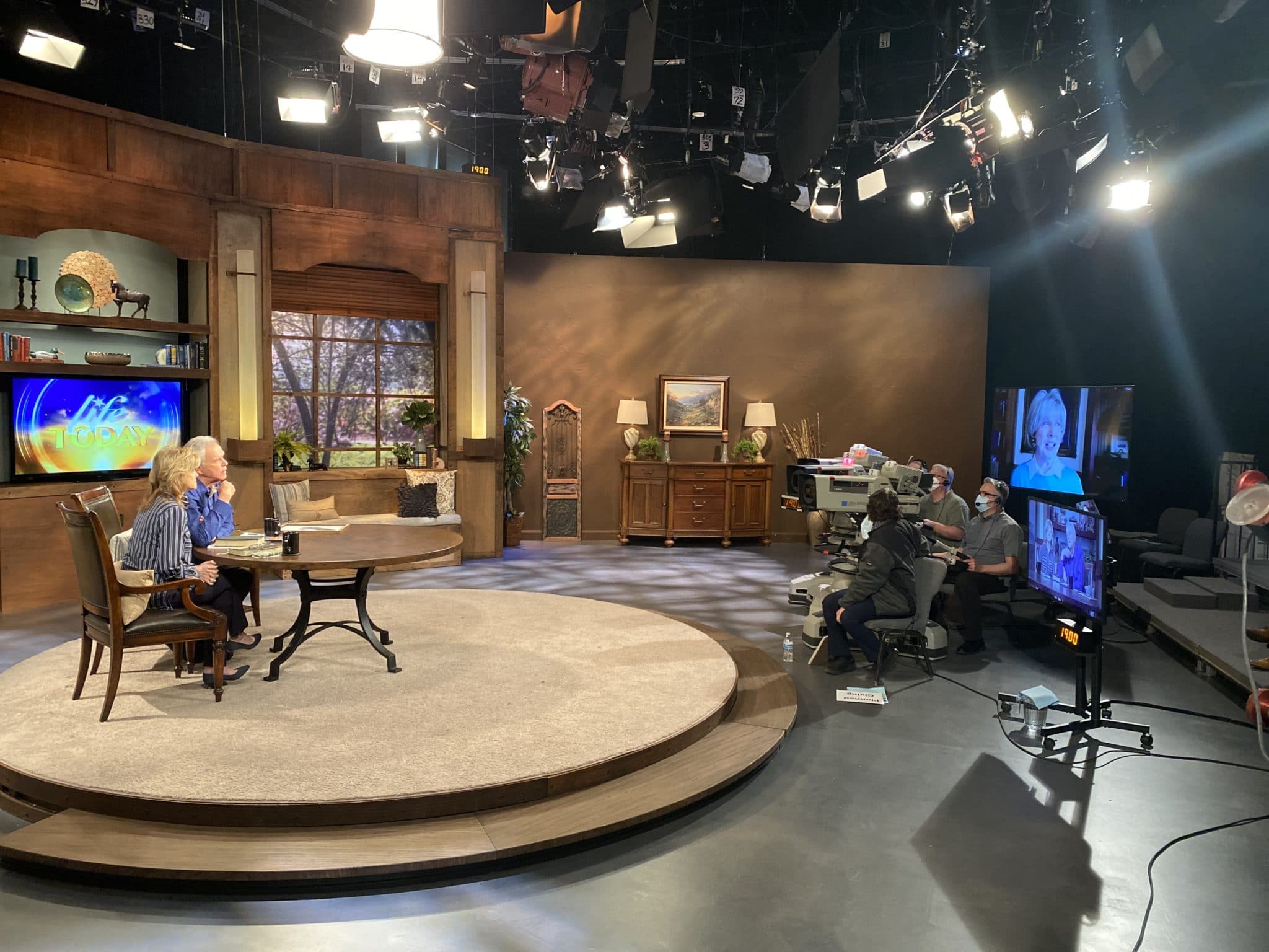 Joni Eareckson Tada featured on LIFE Today | Joni and Friends