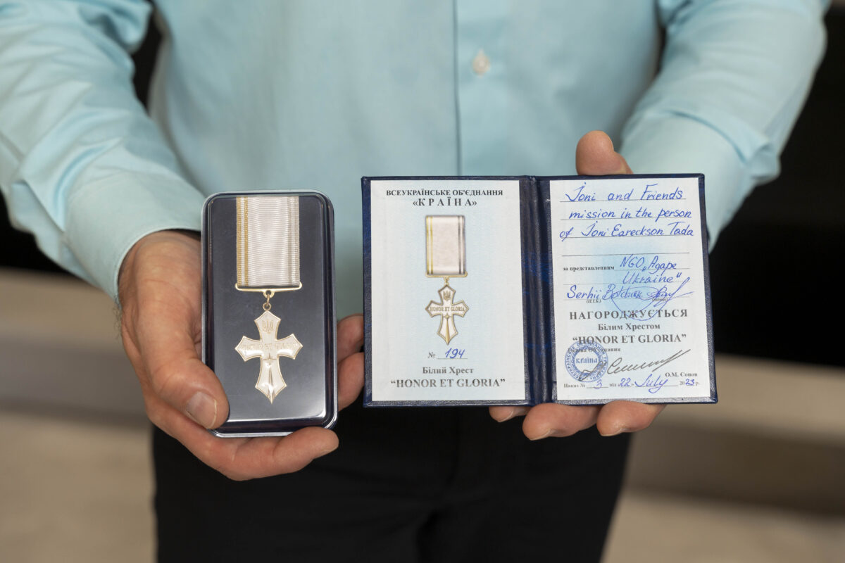 Ukrainian White Cross Award Presented to Joni and Friends for Providing ...